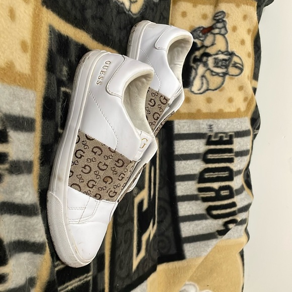 G by Guess | Shoes | Guess White Shoes With G Logo Wgsoonr Size 55m ...